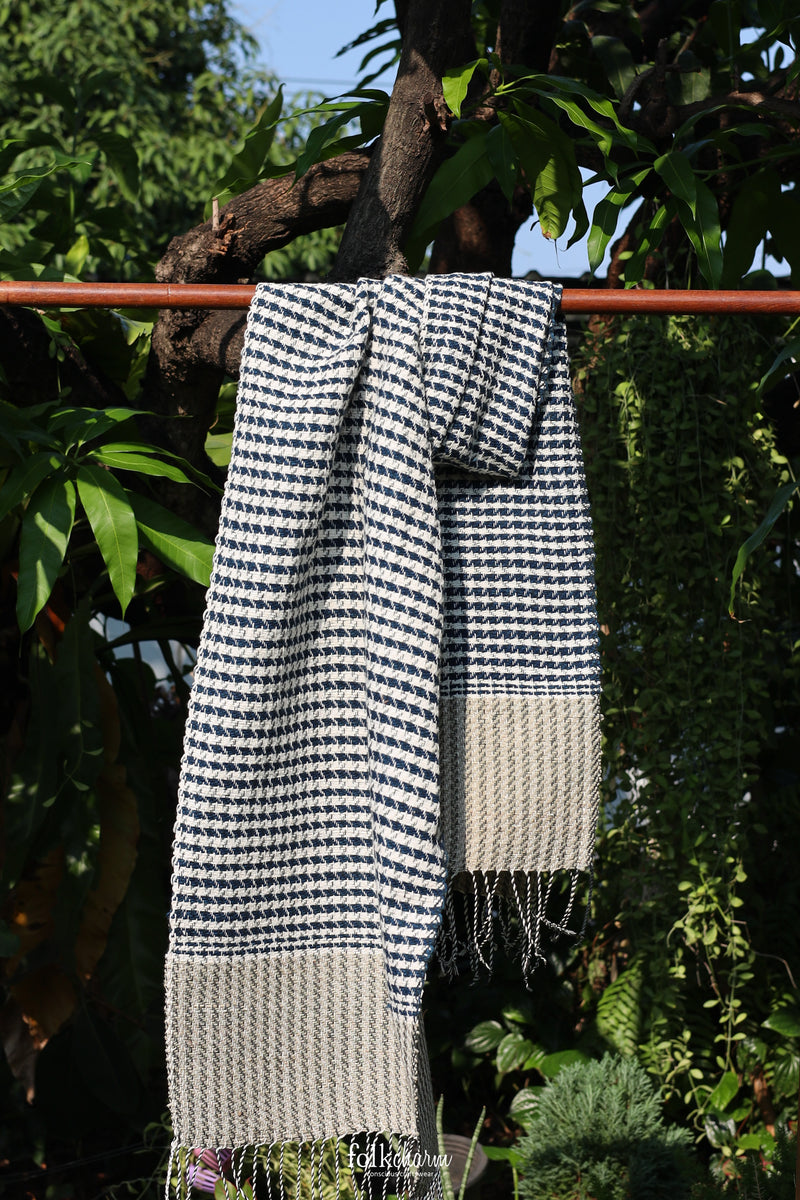 Grandma Jay Four Treadle Weave Shawl - *New Click to more* – folkcharm_shop